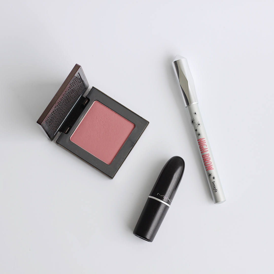 Don't Risk It: How To Keep Your Makeup Free From Unwanted Contaminatio ...